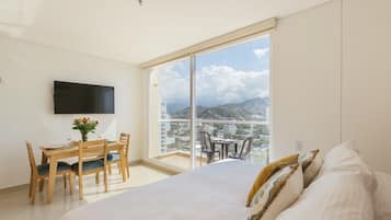 Apartamento superior | 1 quarto, individualmente decorados, individualmente mobiliados