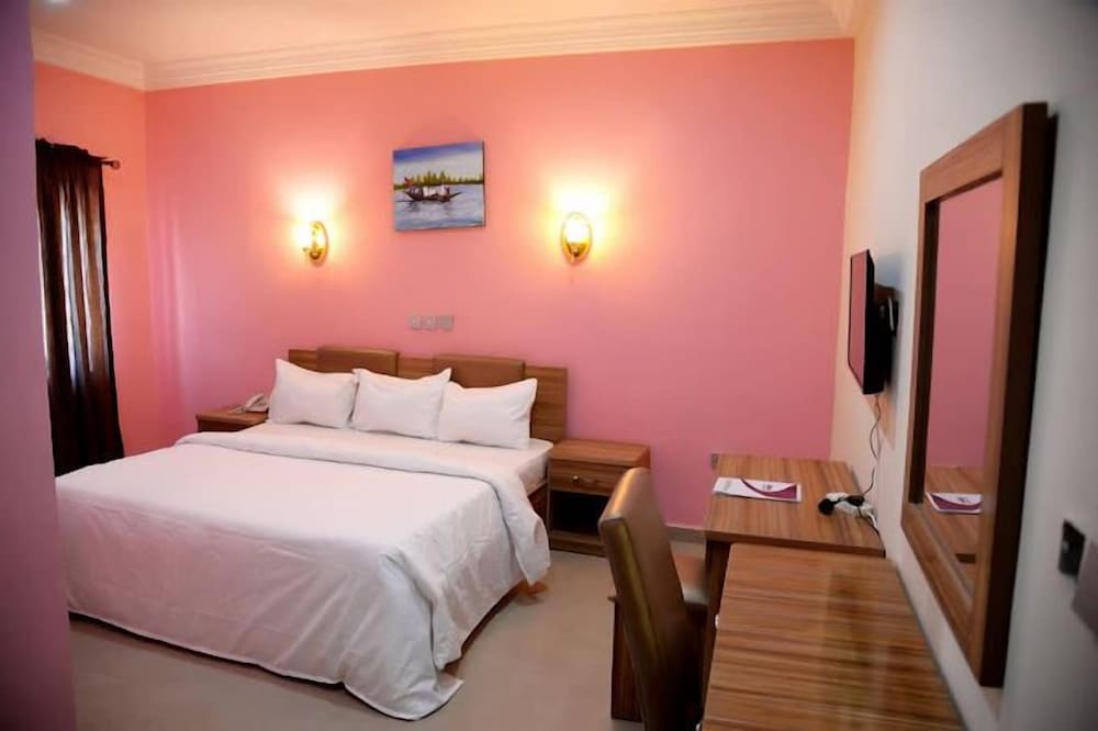 Stamford Hotels - Abuja