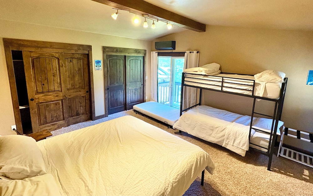 Spacious town house in Kirkwood - Alpine County | Vrbo