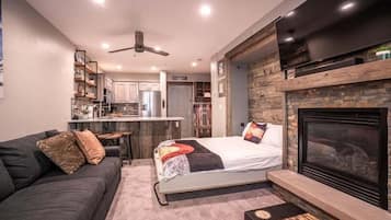 Apartamento em Condomínio Fechado, 1 quarto | Sala de estar