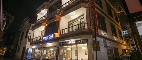 Fachada da propriedade