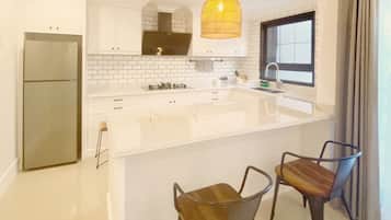Apartamento Comfort, 2 quartos, Vista para a cidade | Cozinha privada
