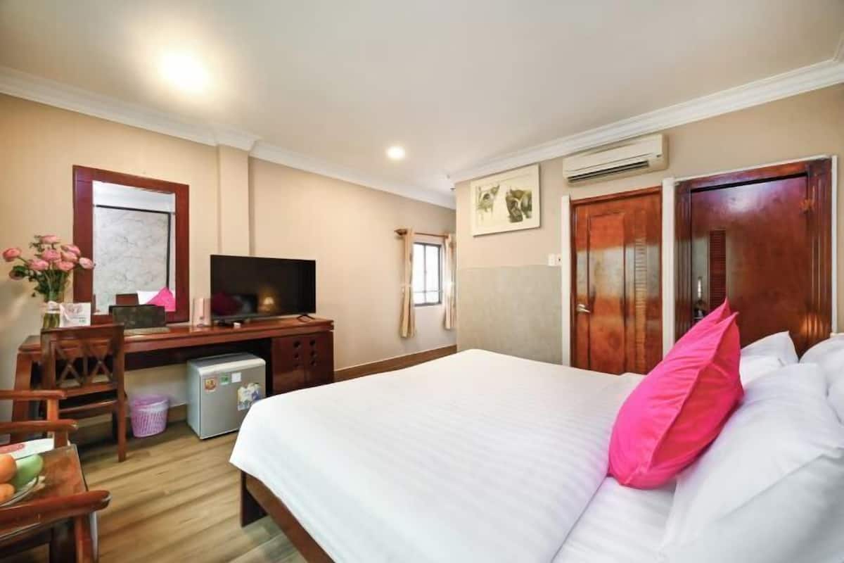 1 quarto, minibar, cofre no quarto, secretária