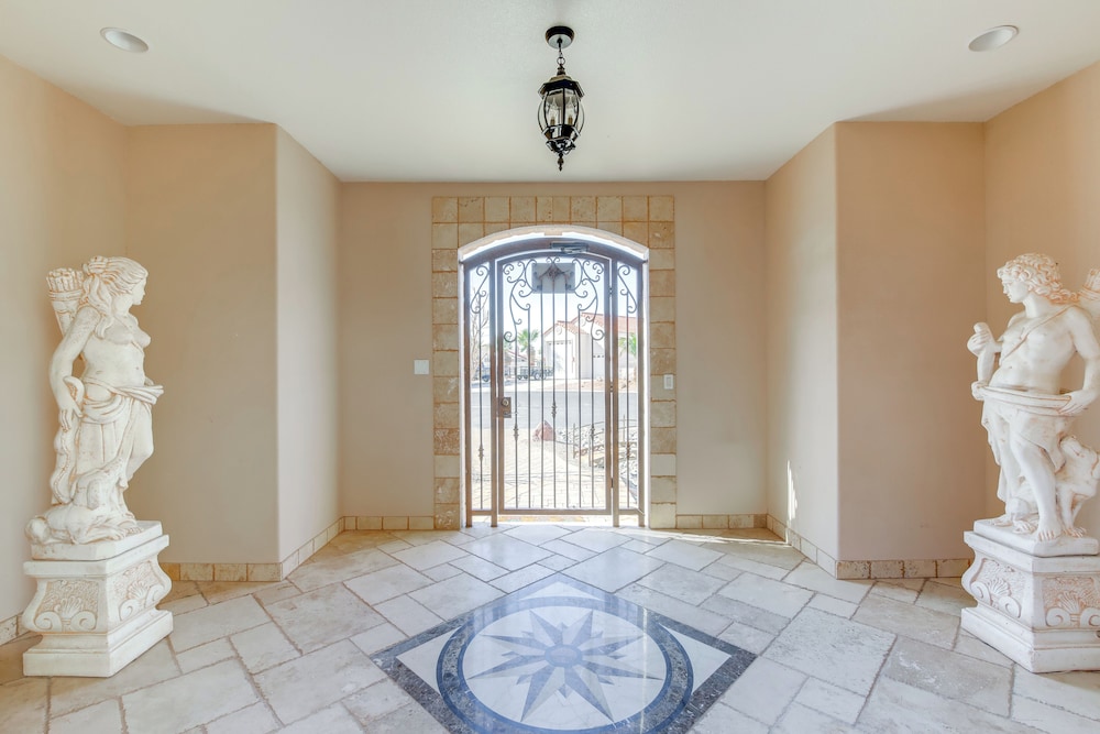 Spacious Luxe Home W/ Lake Access In Fort Mohave! - Avi Resort & Casino