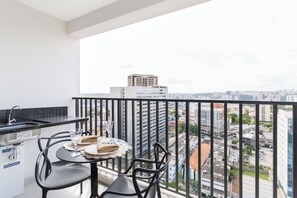 Estúdio | Lanai (alpendre havaiano)