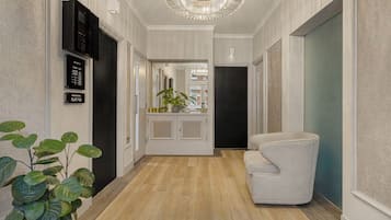 Casa, para fumantes | 4 quartos, escrivaninha