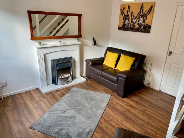 Comfortable 1 Bed Retreat In Batley - Sleeps 3 - 