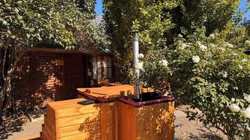 Cabana standard, vista para o jardim | 1 quarto, Wi-Fi de cortesia