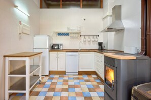 Apartamento Premier, Vista para a cidade | Cozinha privada | Minifrigorífico, um micro-ondas, uma placa de cozinha