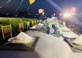 Espaço exterior para banquetes