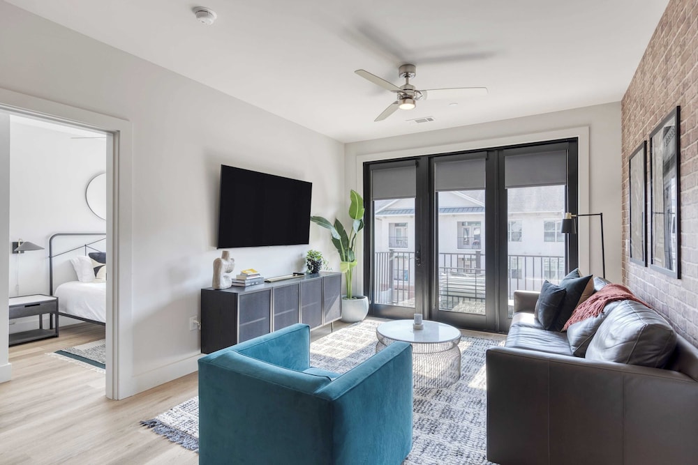 2 Units In Walkable Midtown Location, Gym+pool Honkey-tonk & Muse By Avantstay - Nashville, TN