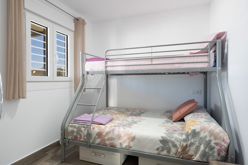 Holiday Home 'Chocolate' with Private Pool, Wi-Fi and Air Conditioning ...