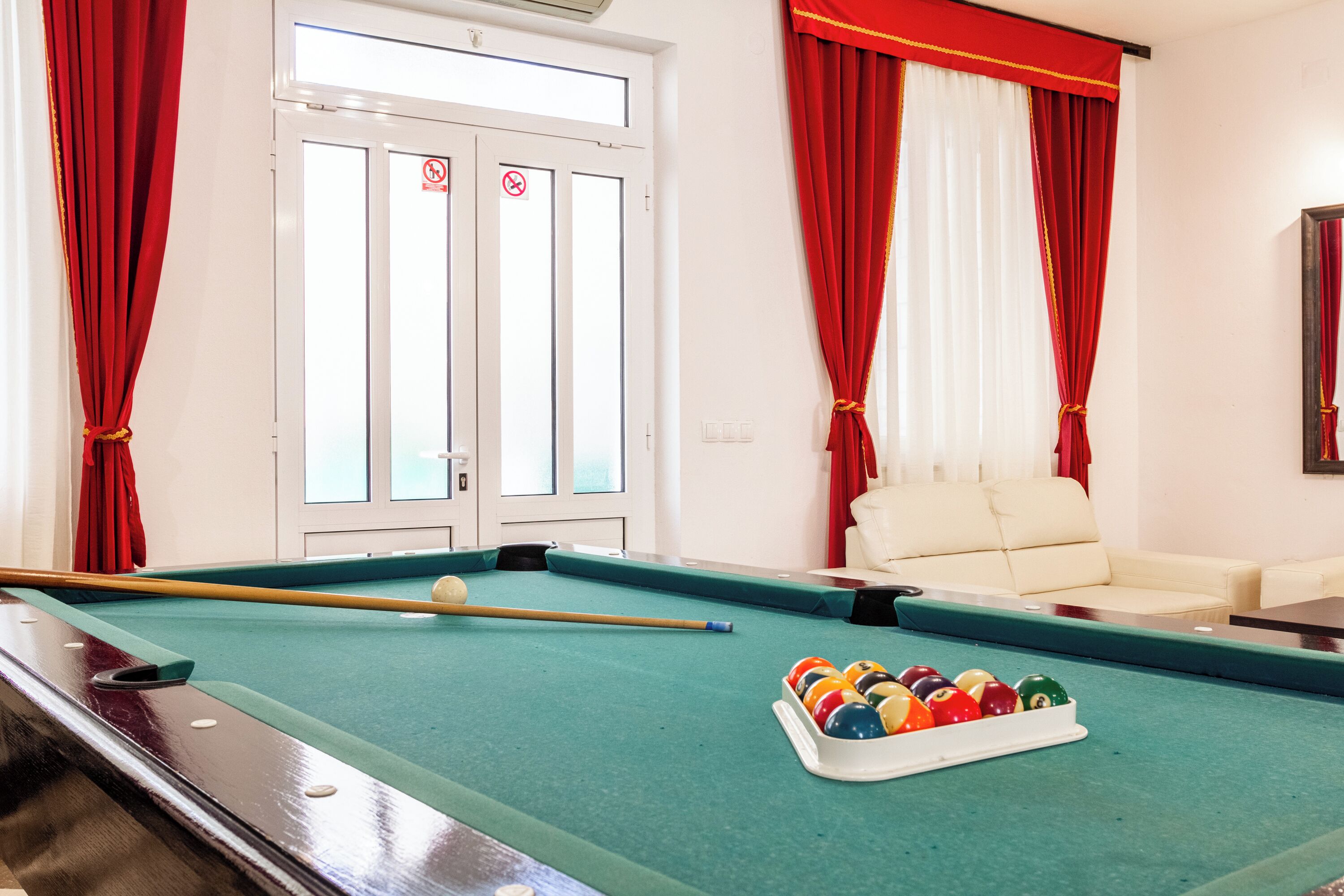Stone House In The Very Center With Pool Table, Two Balconies And The Sea View - Stari Grad
