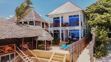 Fachada da propriedade