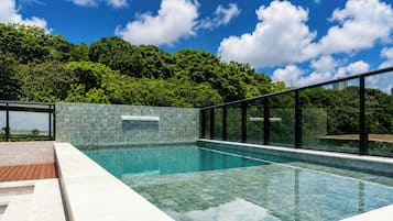 Piscina interior