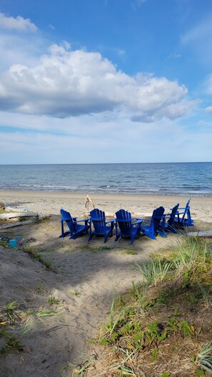 Na praia, praia de areia branca 