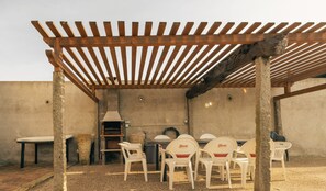 9 piscinas exteriores 