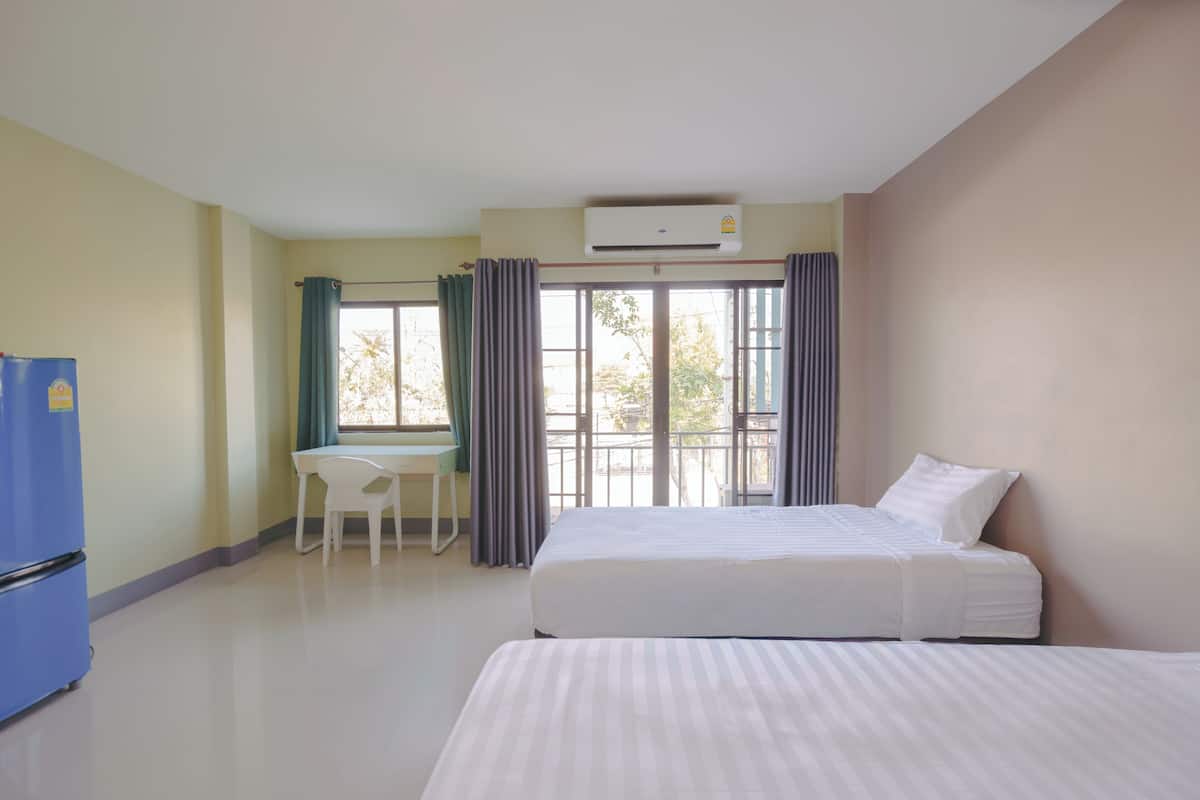 Quarto Twin Deluxe | Secretária, Wi-fi grátis, roupa de cama fornecida