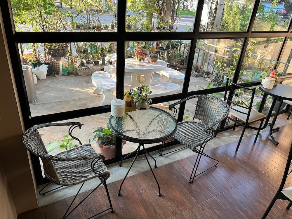 V Tharm Hotel - Mueang Udon Thani District