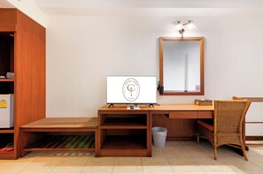 Cofres nos quartos, camas extras/dobráveis (sobretaxa)