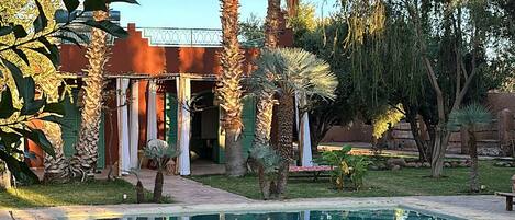 Fachada da propriedade