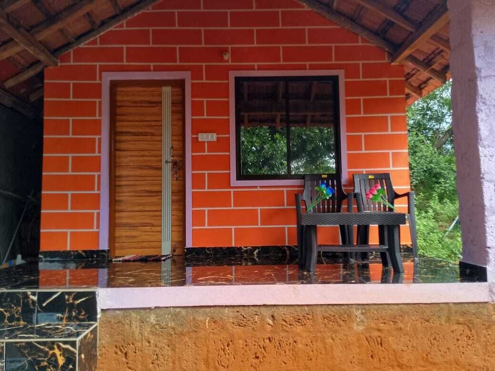 Parvati Gust House - Gokarna