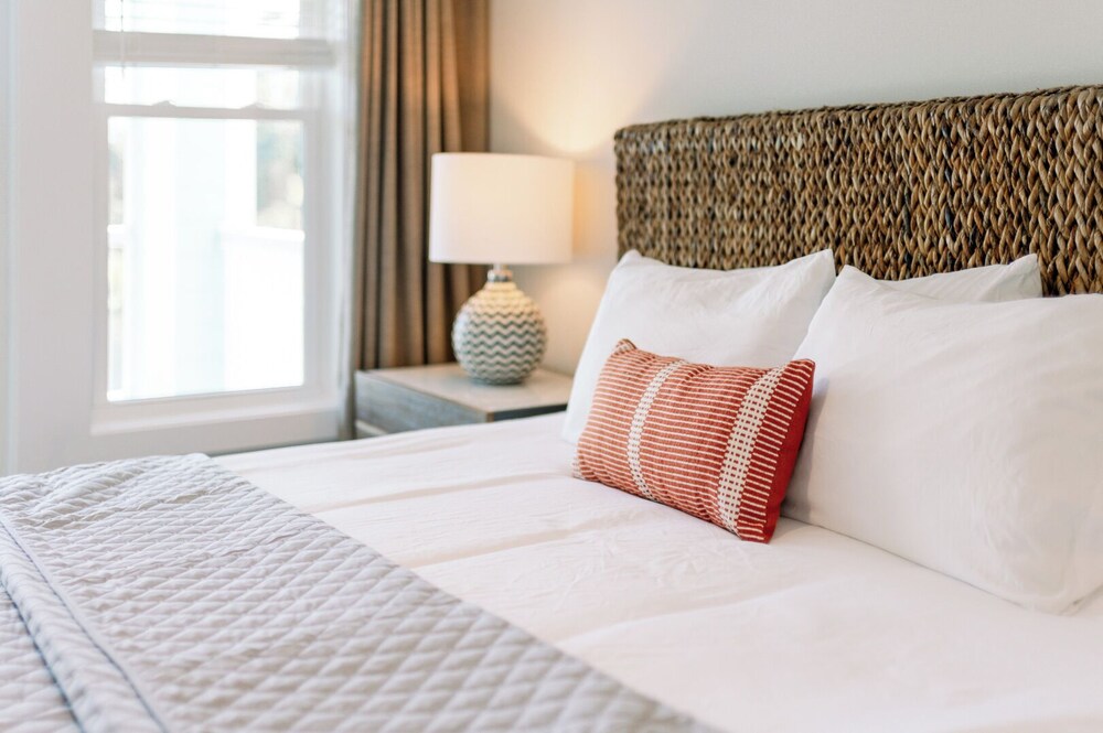 Topaz Tide Condo at Hamilton Cay Reserve - Kill Devil Hills | Vrbo