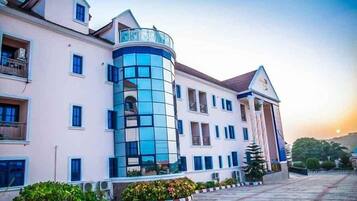 Fachada da propriedade