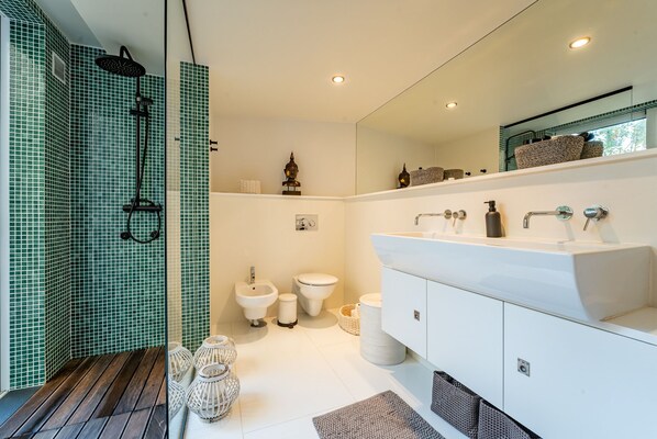 Casa | 3 quartos, quartos insonorizados 