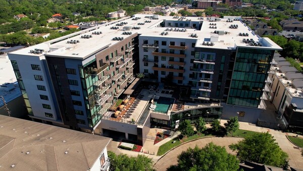 Landing Apartments Houston - Houston, TX