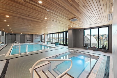 Sandman Signature Dallas Las Colinas Hotel & Suites