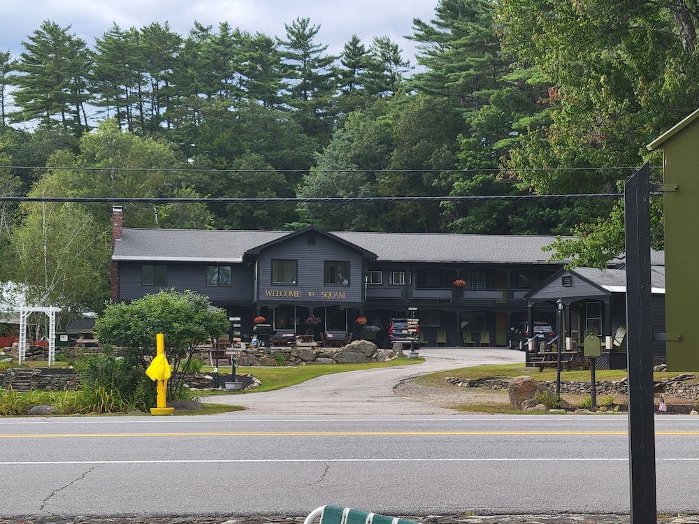 Cottage Place On Squam Lake - Lake Winnipesaukee, NH