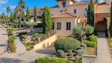 Villa, fumadores | 2 quartos