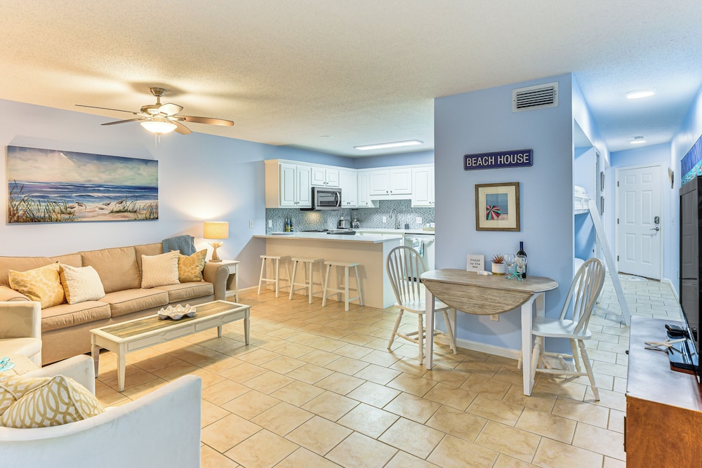 Walk To Pool & Beach: Pcb Resort Getaway W/ Porch - Laguna Beach, FL