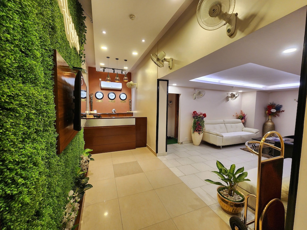 Hotel Housez43 - Howrah