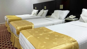 Quarto Quádruplo, ar condicionado | Cofre no quarto, secretária adequada para computadores portáteis