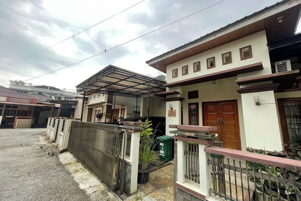 Jirek Homestay Bukittinggi - Bukittinggi