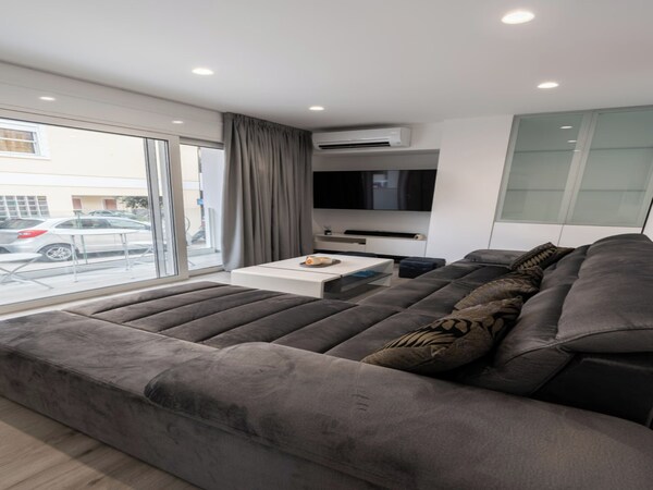 Charming 2 Bedroom House In Iraklio, Greece - Ахарнес