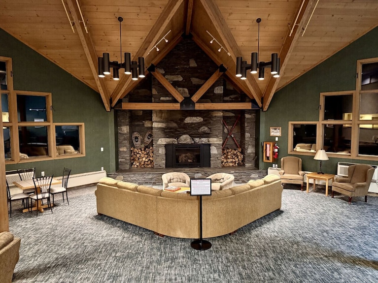 Loon Mtn Retreat! Studio With Loft - Loon Mountain, NH