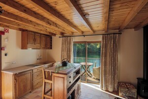 Casa de Campo Deluxe, vista para o rio | Cozinha privada