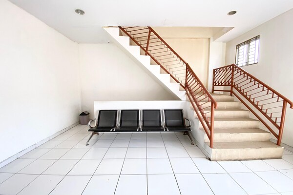 Hotel O Jodoh Near Grand Batam Mall Formerly Agung Hotel - Batam