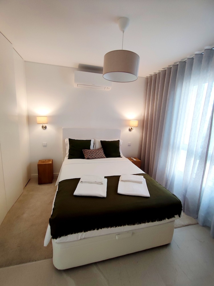 2 Terraces Flat River And Marina View - Lagoa