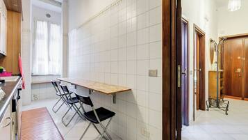 Apartamento, 2 quartos | Restaurantes