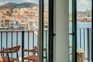 Quarto casal ou duplo superluxo, 1 cama Queen, sacada, vista para o mar | Terraço/pátio