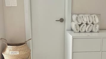 Quarto Duplo ou Twin Familiar, 1 quarto, não fumadores, cozinha | Sala de estar | Piso aquecido