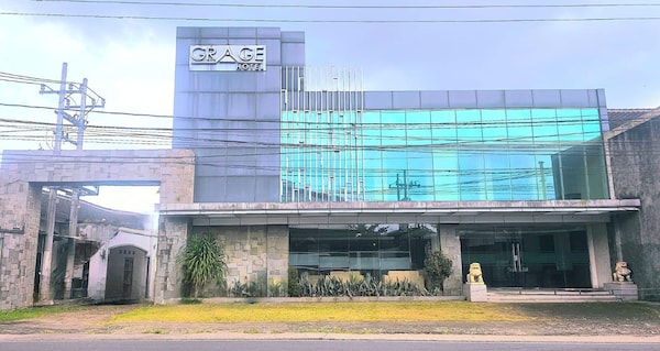 Grage Hotel Malang By Tos - Malang