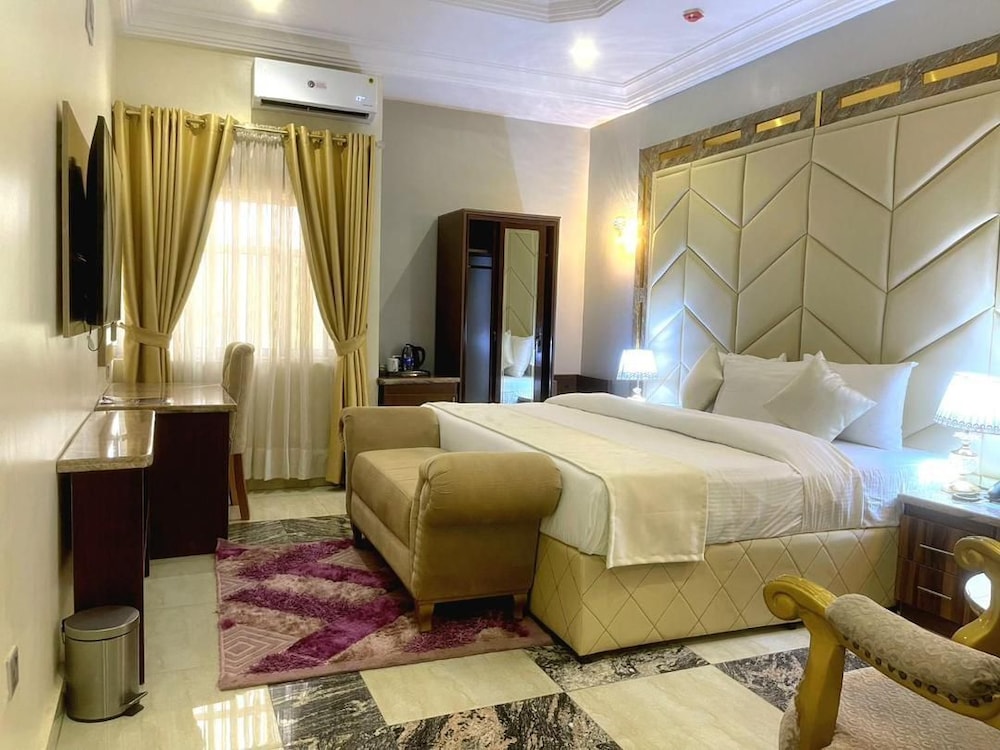 Grand Bohabs - Abuja