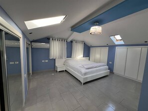 Vila, 2 quartos, sacada | 2 quartos