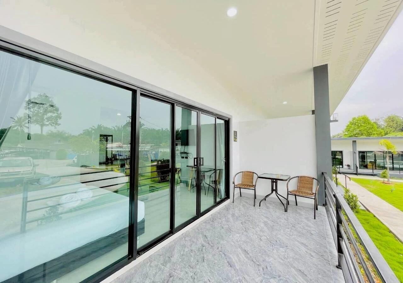 Quarto triplo superior, sacada, vista para o jardim | Terraço/pátio