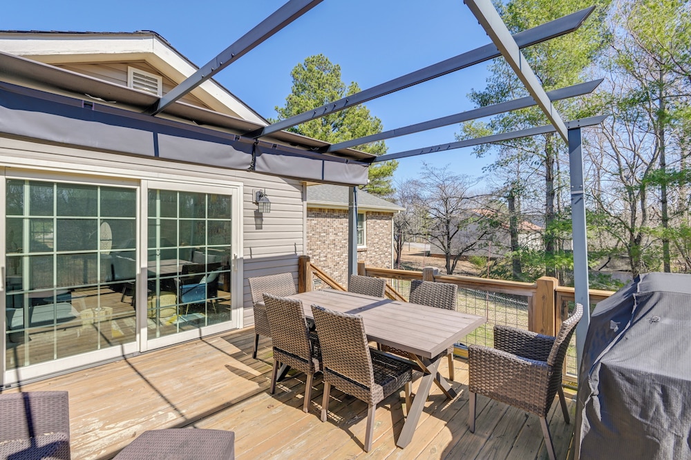Family Home W/ Furnished Deck In Fairview! - Fairview, TN